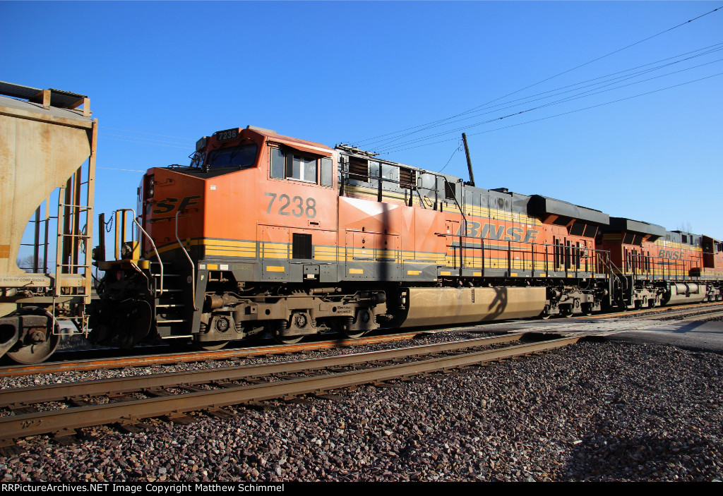 BNSF 7238
